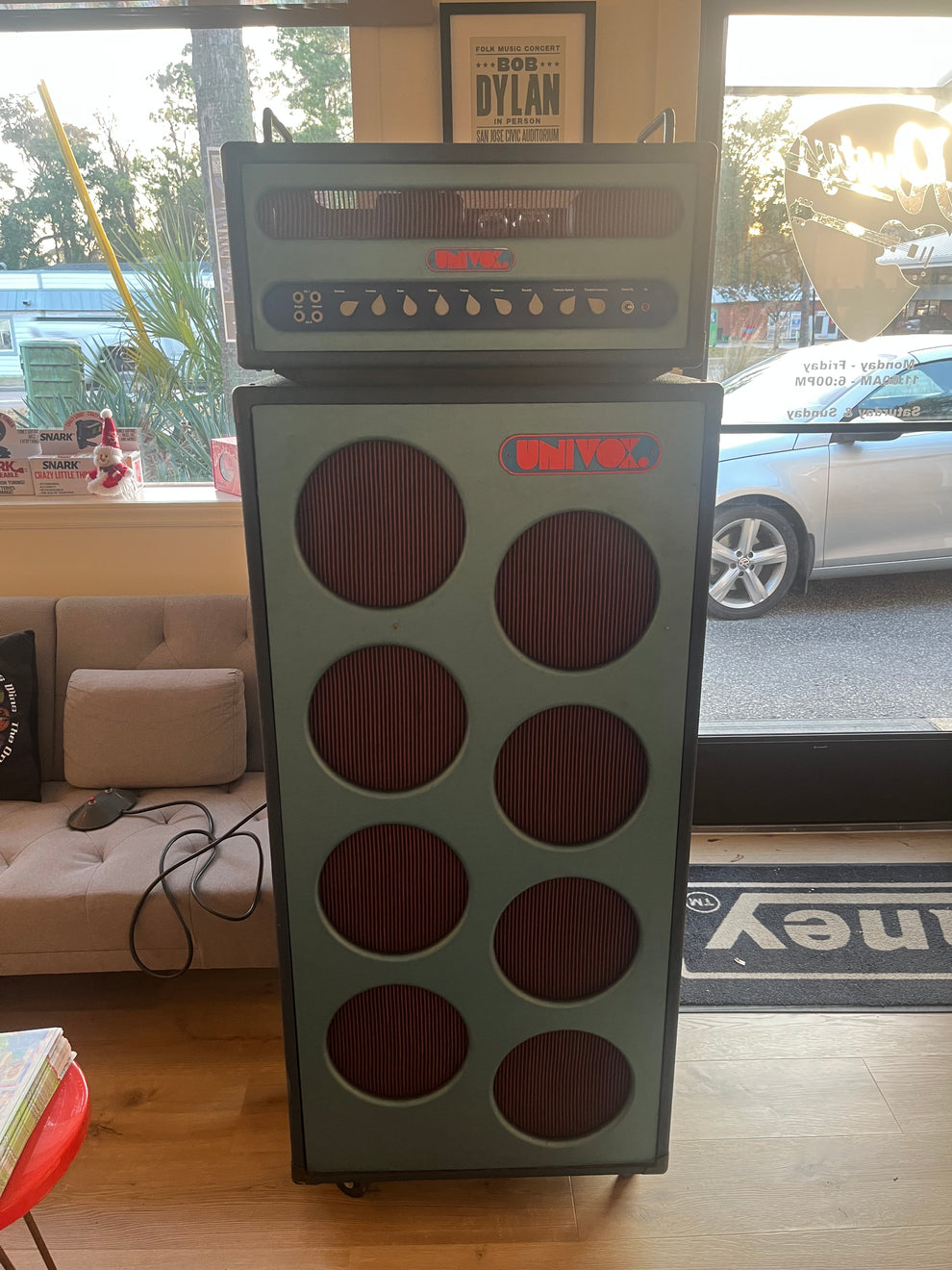 USED Univox U1011 Head and matching U2080 8x10 Cabinet – Rusty's Cool ...